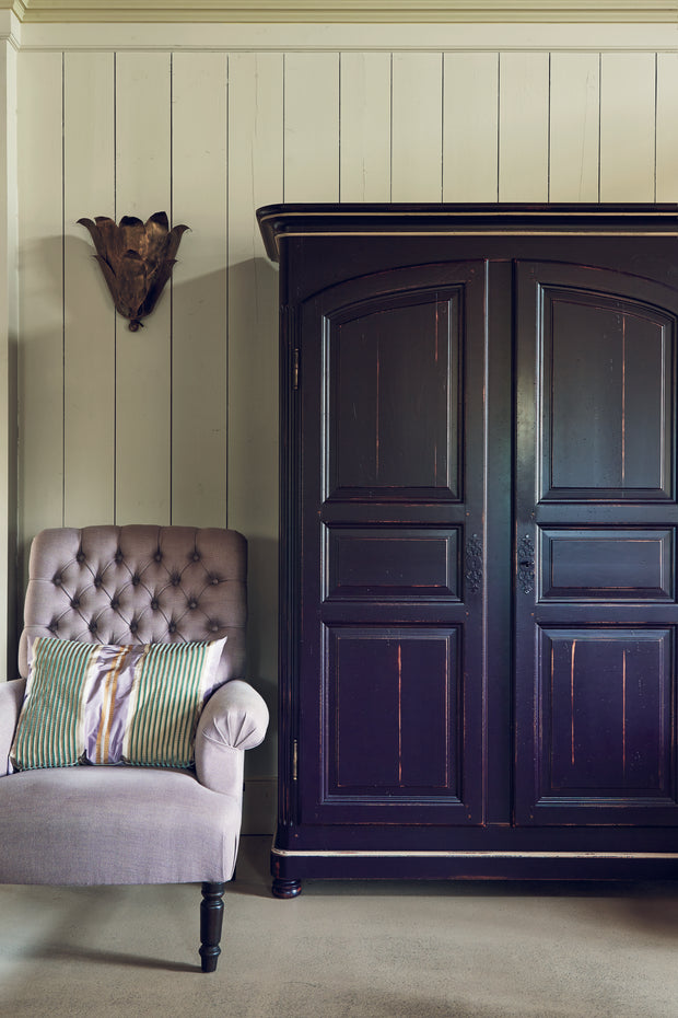 Soft Distemper | Off White no. 3 | Vestingh Paint • Craft • Lifestyle