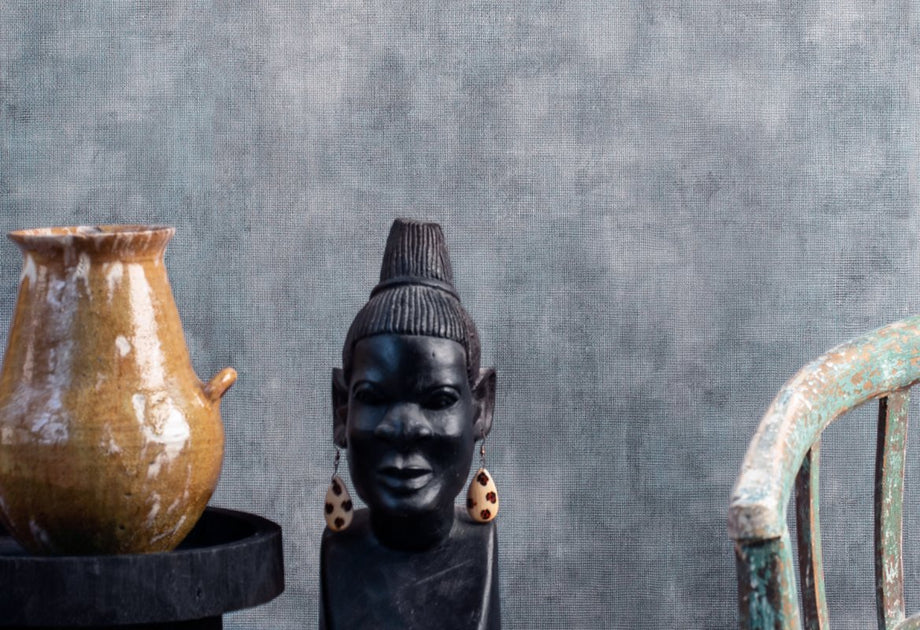 HookedOnWalls Leopard Walk Textile Plain behang TA25010