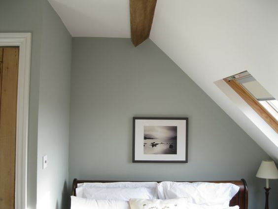 Farrow & Ball Estate Emulsion | Light Blue no. 22